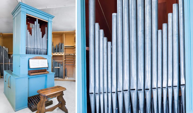 Automatic movement of bellows with electric motors