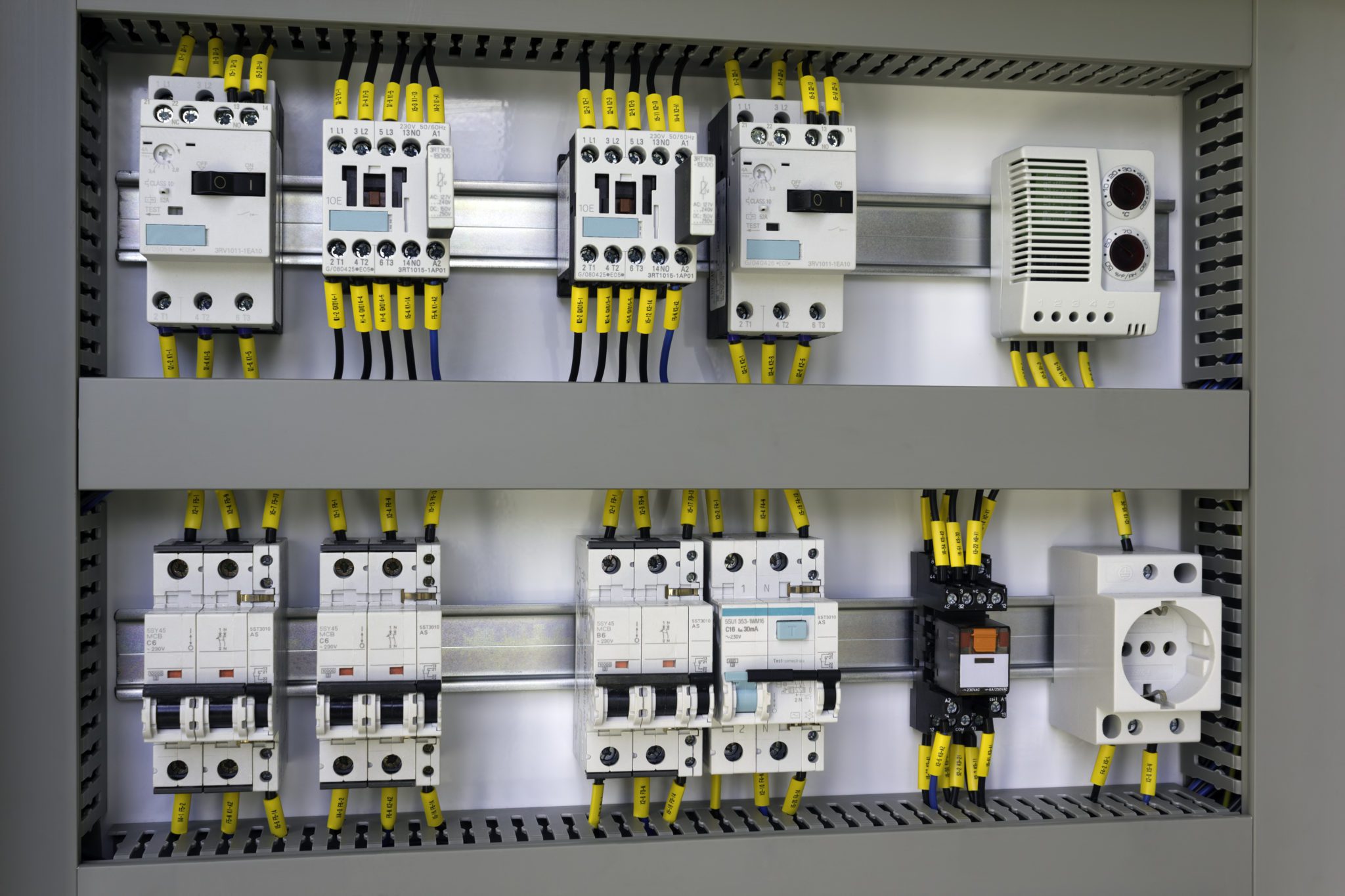 DIN rail: Basic construction and versions